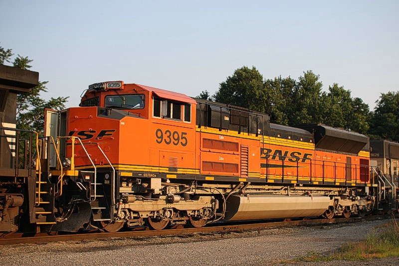 BNSF 9395